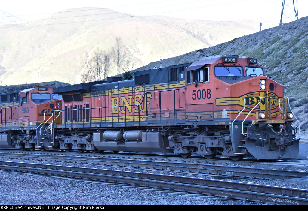 BNSF 5008